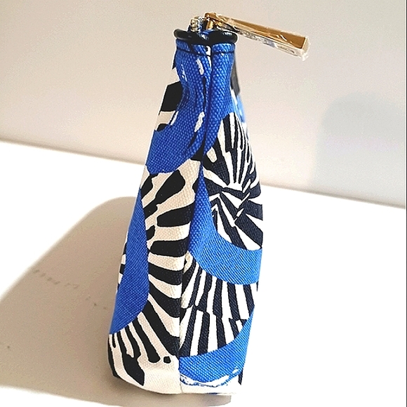 Estee Lauder | Makeup | Estee Lauder Quentin Jones Exotic Abstract Zip ...